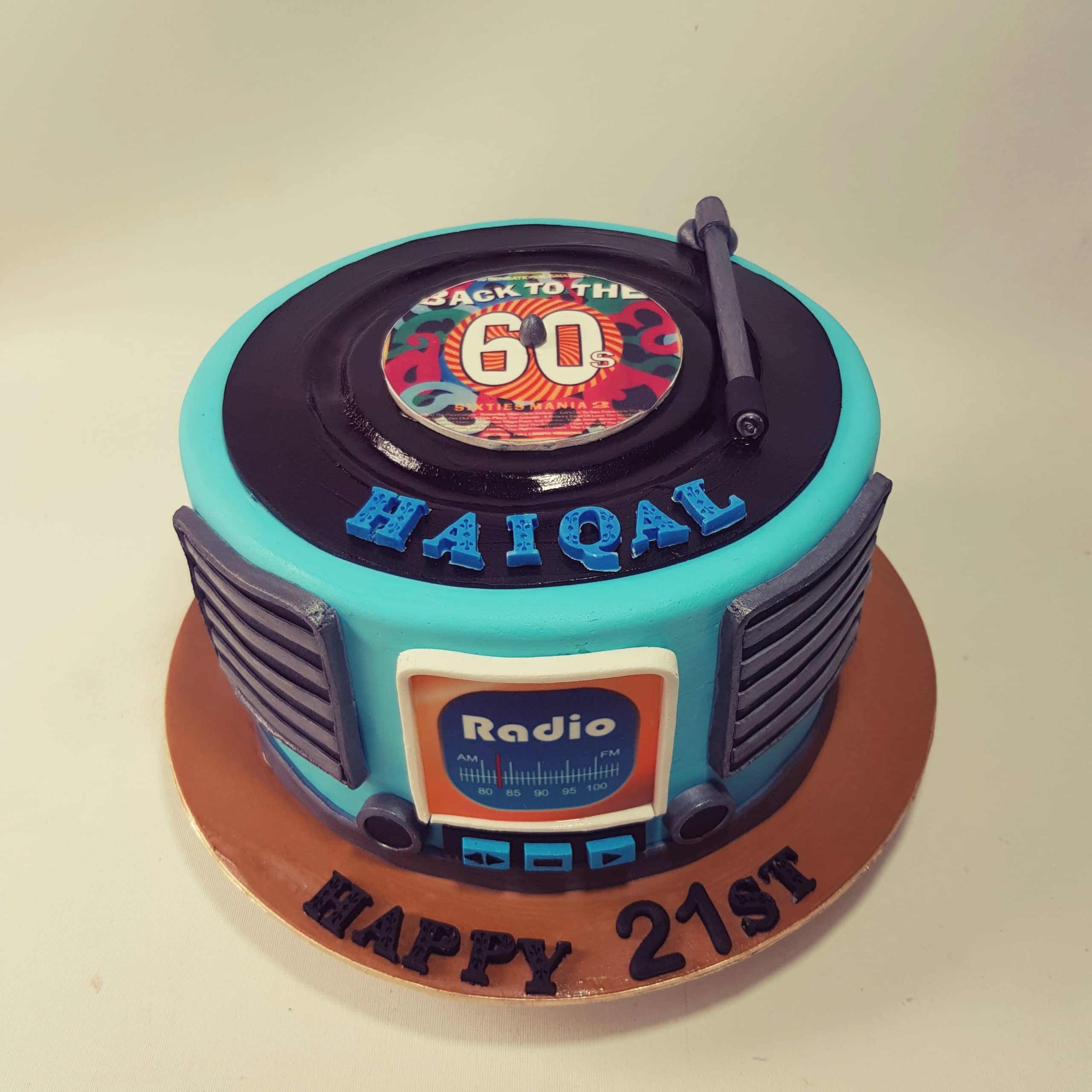 60's Theme Cake - More than cakes...