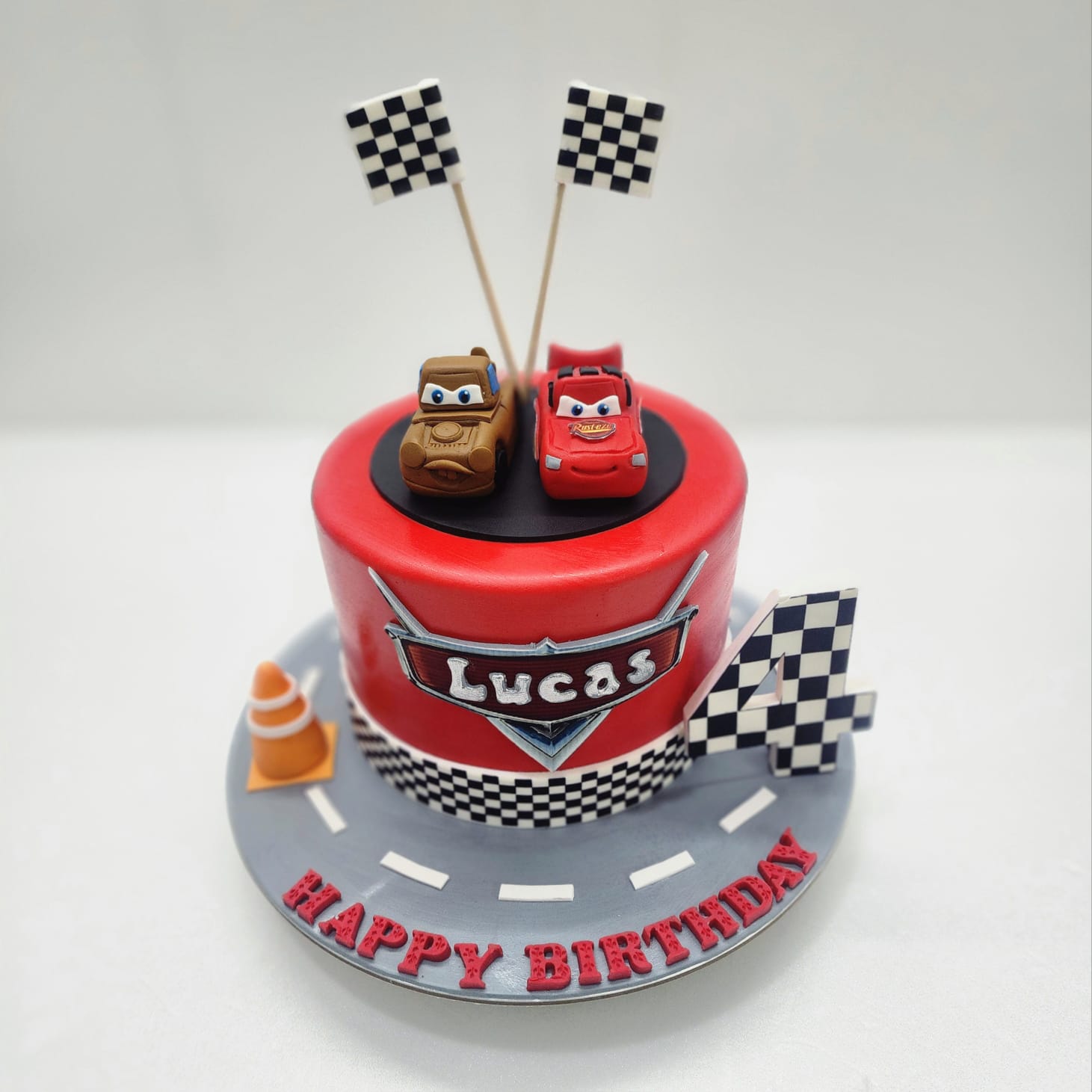 Lightning McQueen Cake 🏎️⚡🚦🎉 - Sooperlicious Cakes